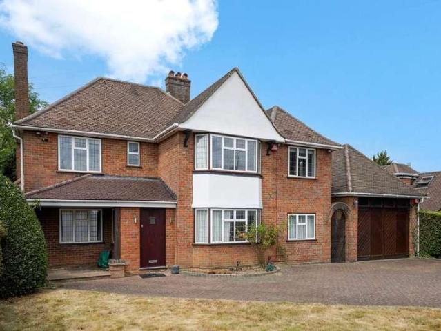 5 bed house to rent
