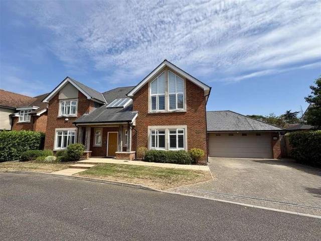5 bed house to rent