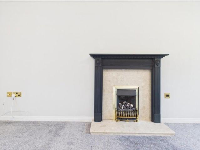 5 BED House To rent