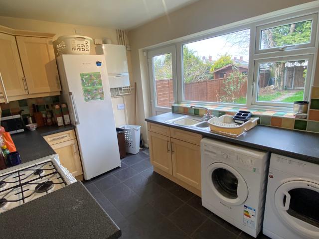 5 Bed House at Andrew Close, WR2 6JQ, United Kingdom