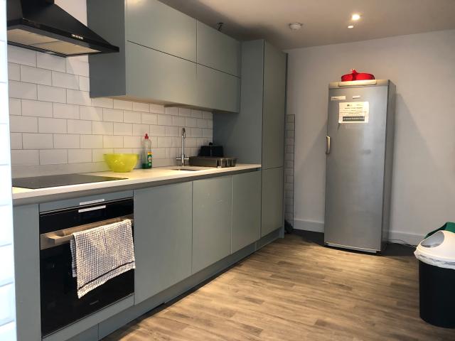 5 Bed house at Bransford Road, Worcester WR2 4EW, United Kingdom