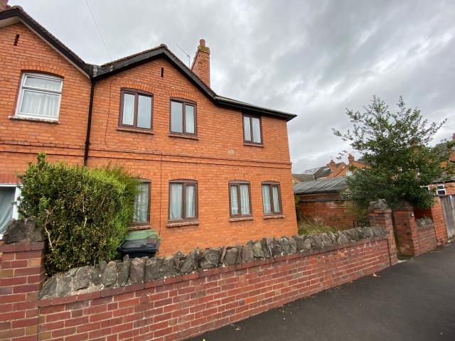 5 Bed House at Buck Street, Worcester WR2 5LW, United Kingdom
