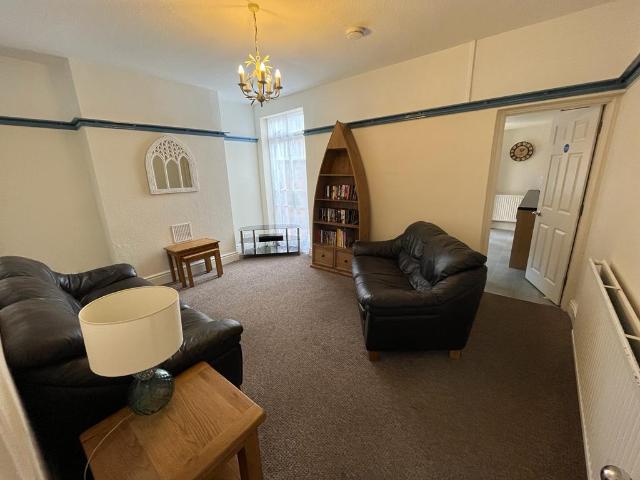 5 Bed House at Northfield Street, Worcester WR1 1NS, United Kingdom