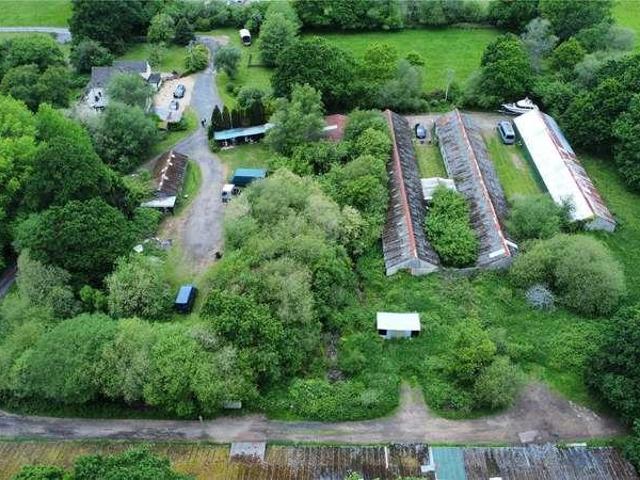 5 bed house for sale