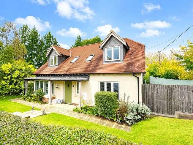 5 bed house for sale