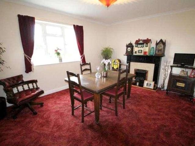 5 bed house for sale