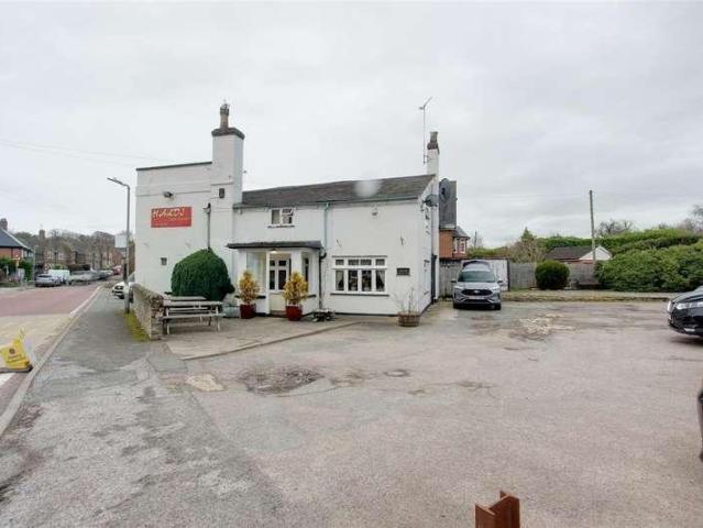 5 bed house for sale