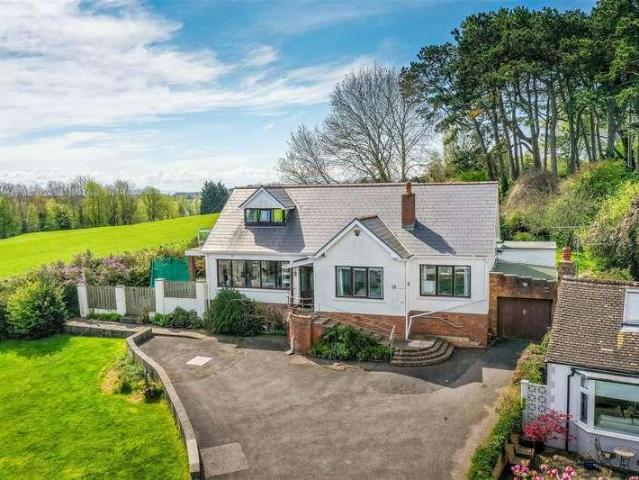 5 bed house for sale