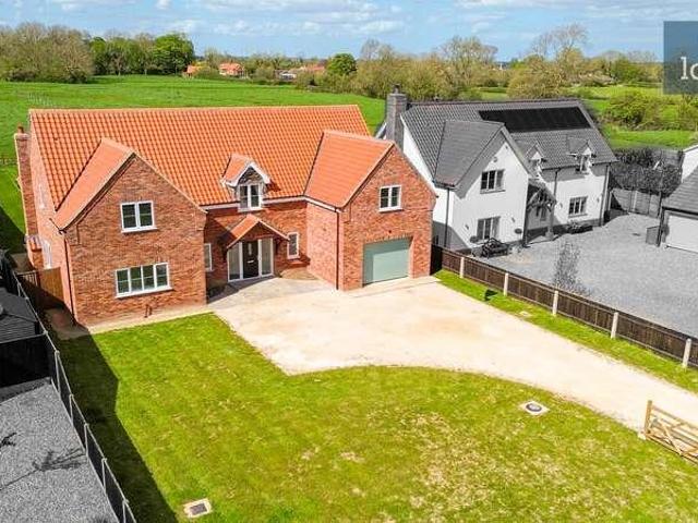 5 bed house for sale