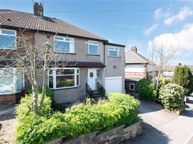 5 bed house for sale