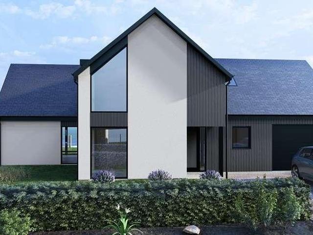 5 bed house for sale