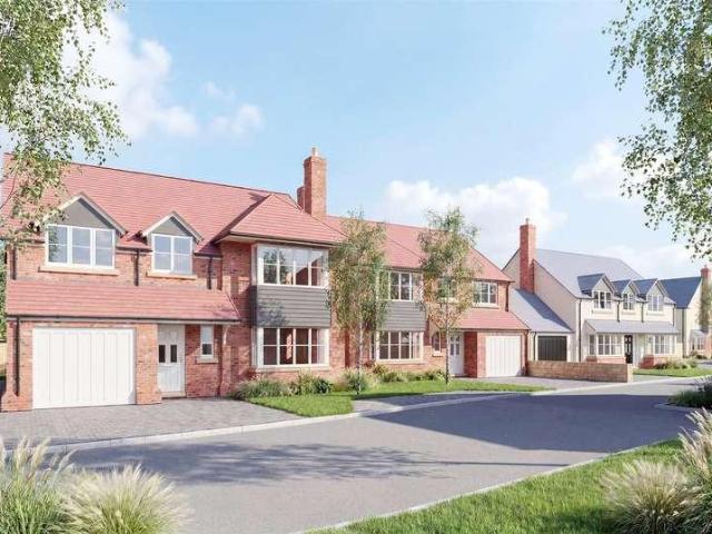 5 bed house for sale
