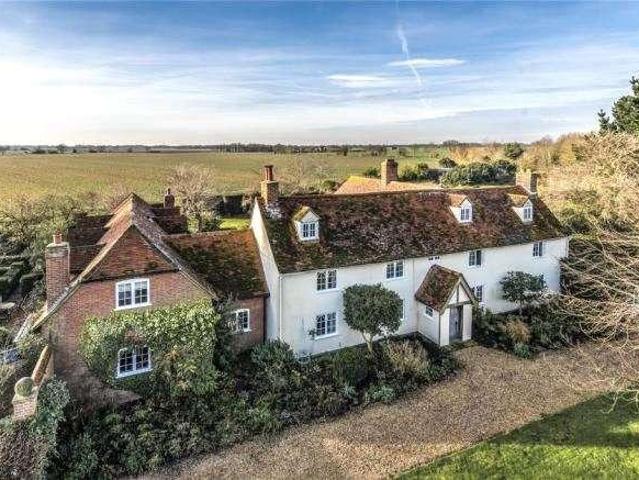 5 bed house for sale