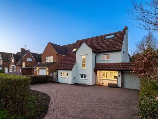 5 bed house for sale