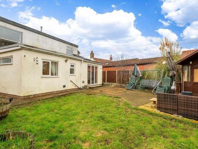 5 bed house for sale