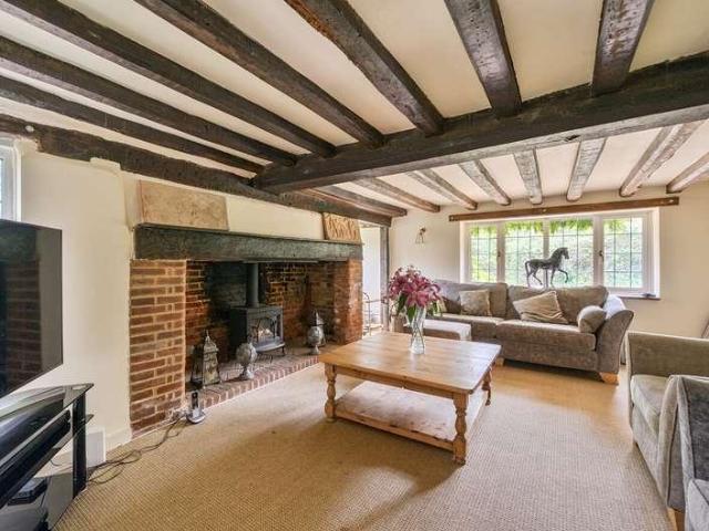 5 bed house for sale