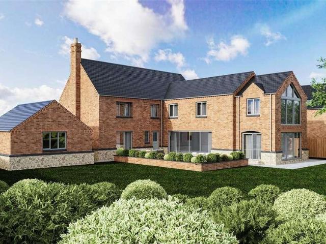 5 bed house for sale