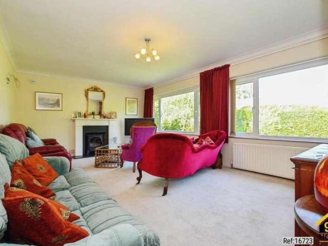 5 bed house for sale