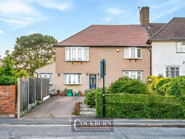 5 bed house for sale