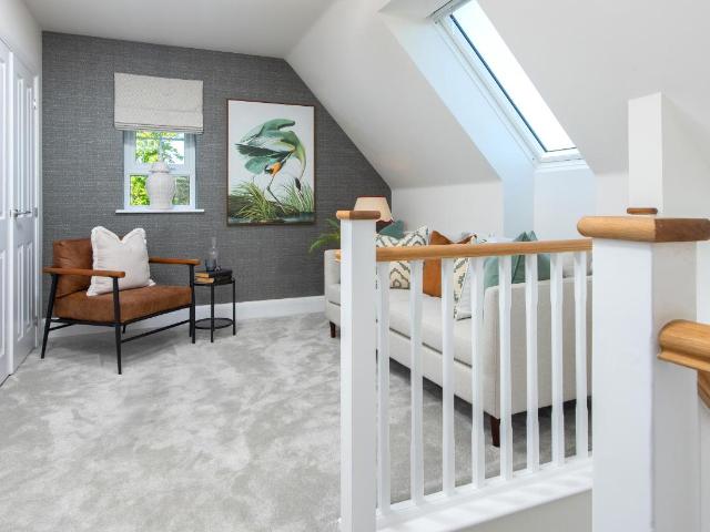 5 bed house for sale