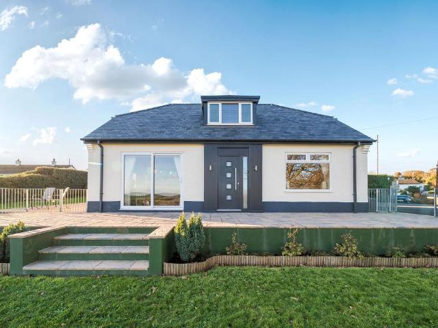 5 bed house for sale