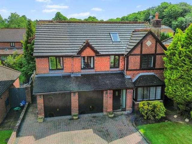 5 bed house for sale