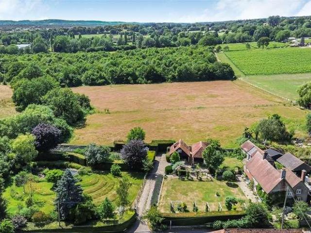 5 bed house for sale