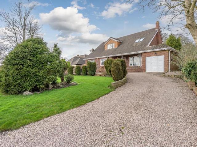 5 bed house for sale
