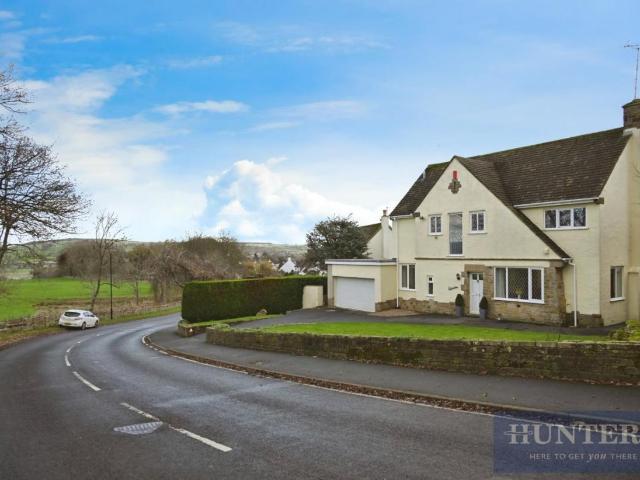 5 bed house for sale