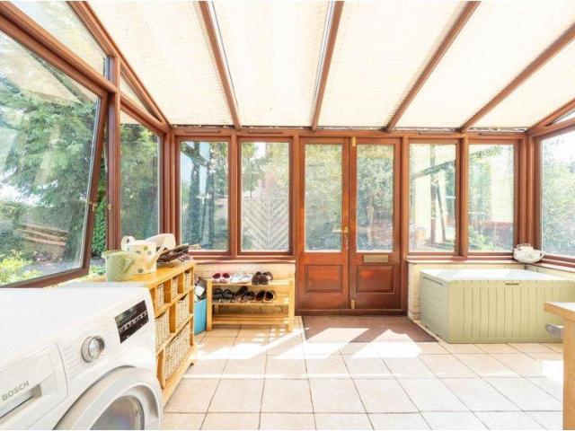 5 bed house for sale