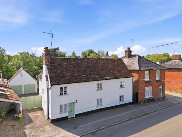 5 bed house for sale