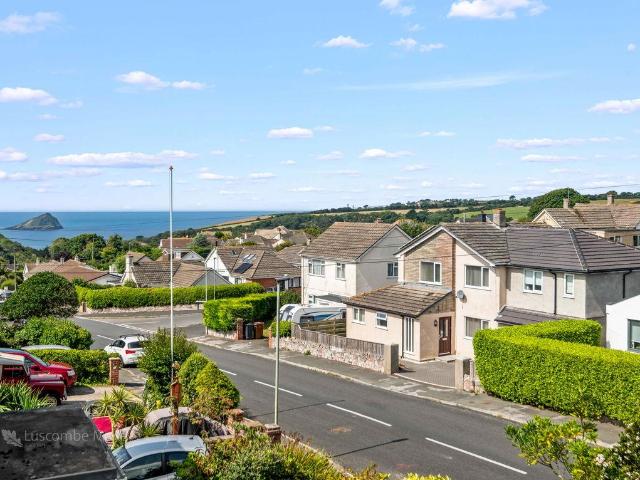 5 bed house for sale