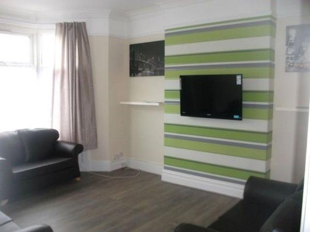 5 Bed House Stockton