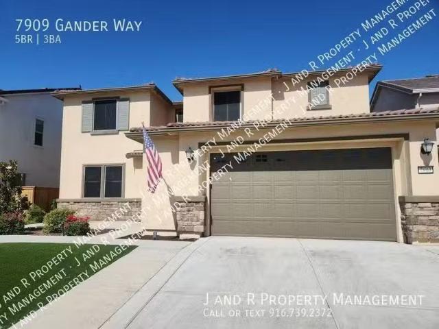 5 Bed in Barrett Ranch East 7909 Gander Way