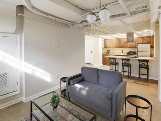 5 bed in Dupont Circle on a flexible lease