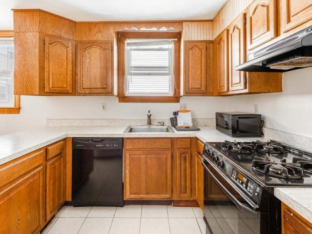 5 bed in Mission Hill on a flexible lease