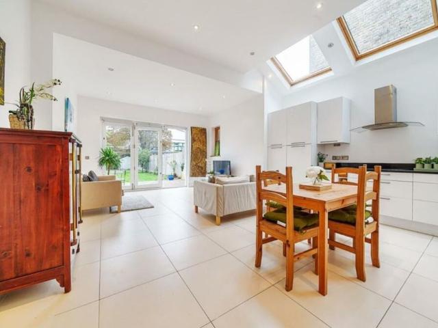 5 Bed Maisonette, Wimbledon Park Road, SW18