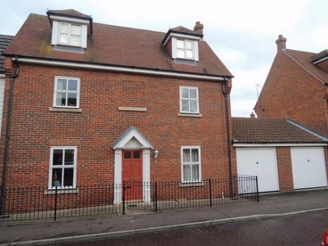 5 Bed Mascot Square, Colchester, Essex