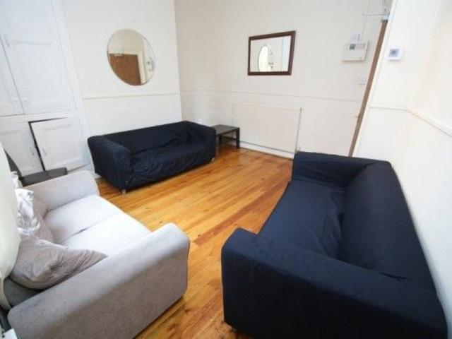 5 Bed Norwood Place, Hyde Park, Leeds