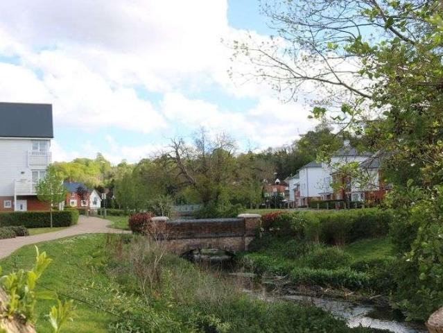 5 bed property for sale