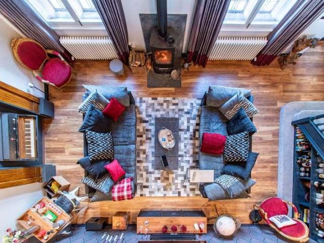 5 bed property for sale