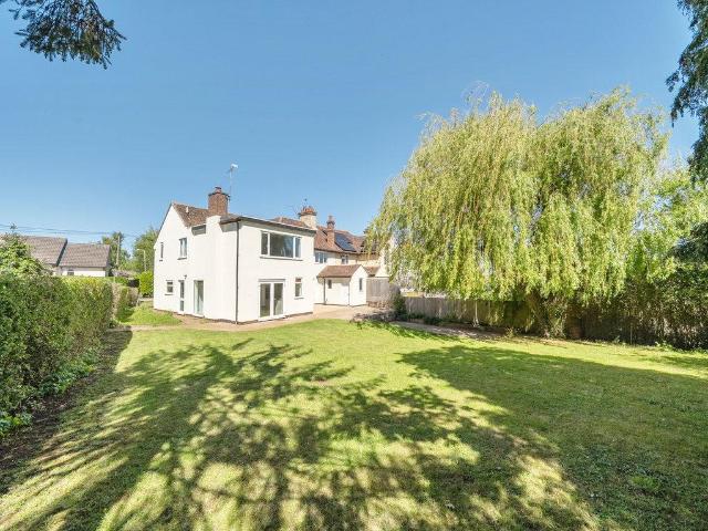 5 bed property for sale