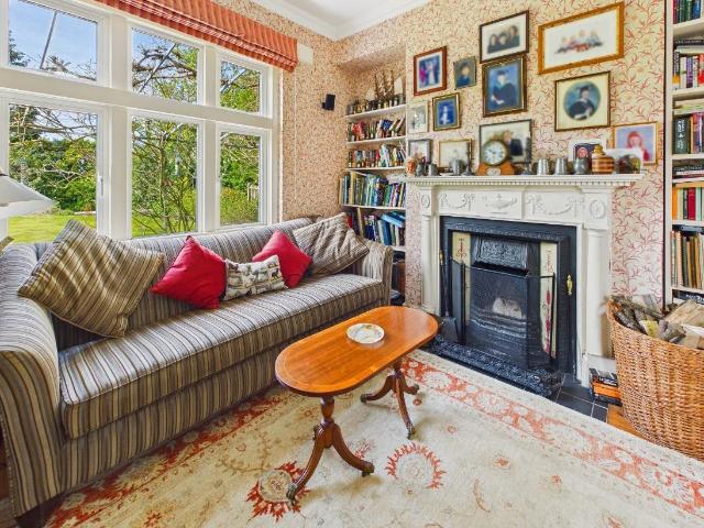 5 bed property for sale