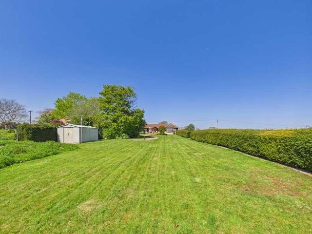 5 bed property for sale