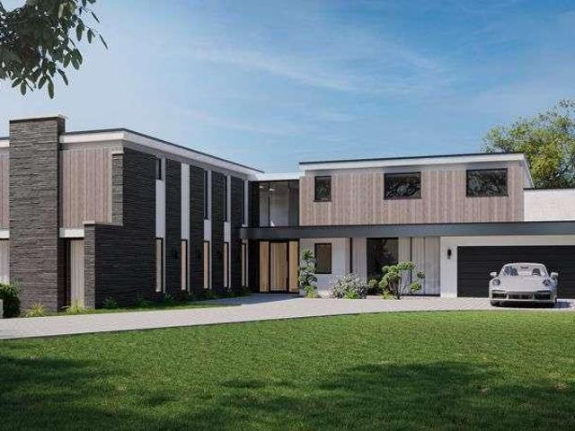 5 bed property for sale