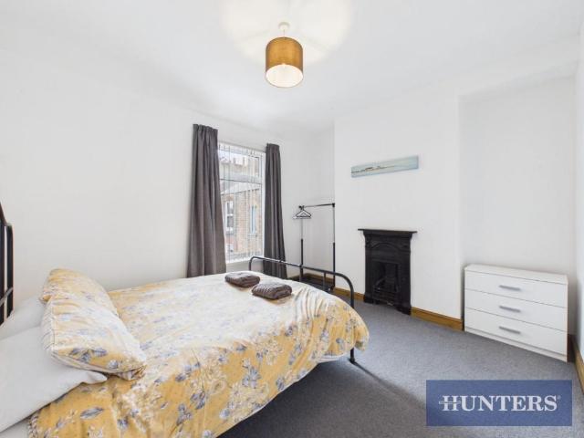 5 bed property for sale