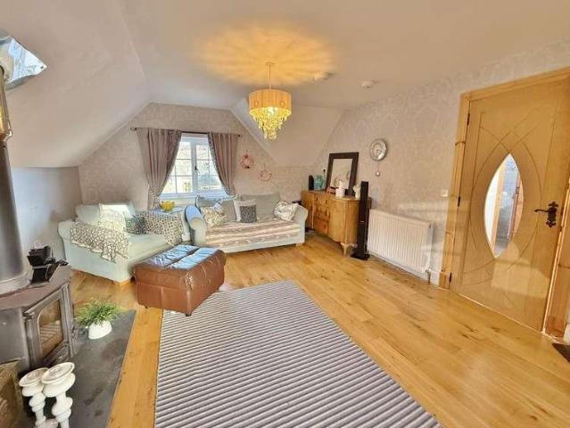 5 bed property for sale