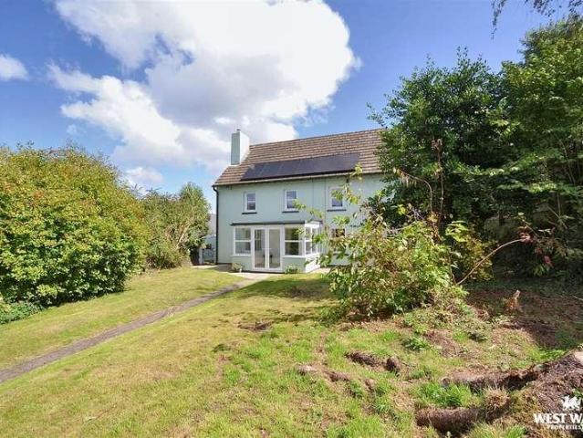 5 bed property for sale