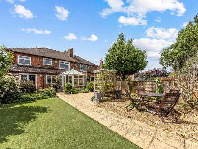 5 bed property for sale