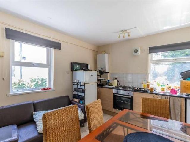 5 bed property for sale